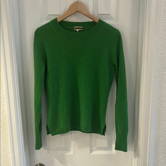 J. Crew | Sweaters | Womens J Crew Cashmere Crew Neck Small | Poshmark